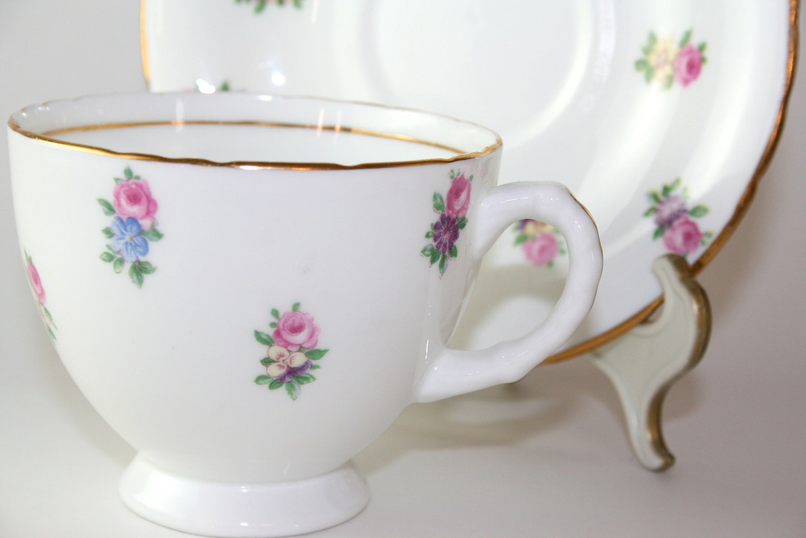 Sutherland Tea Cup, Sutherland English Bone China Tea Cup and Saucer, H ...