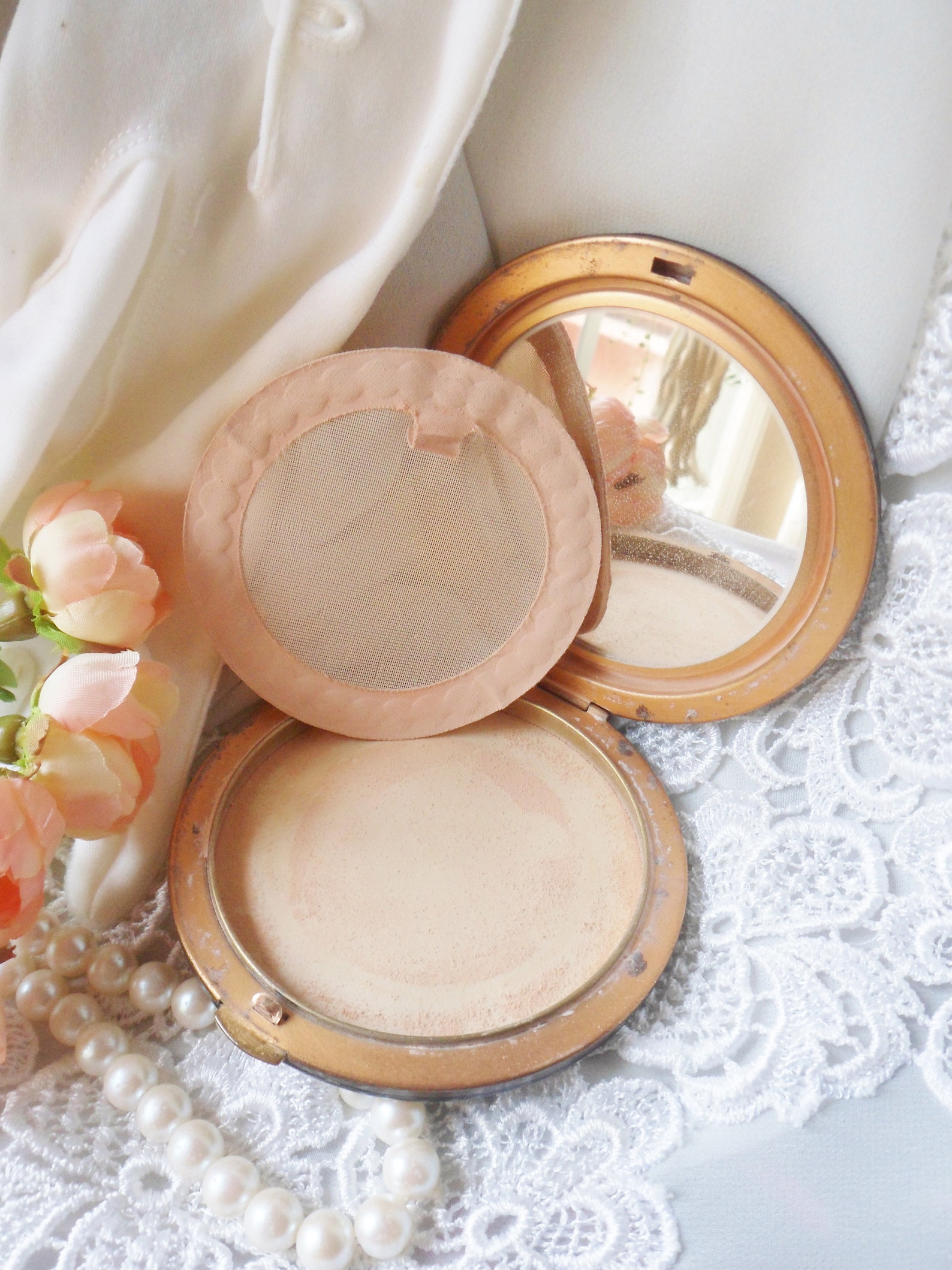 Lin-bren Leather Powder Compact Polished Black Leather - Etsy