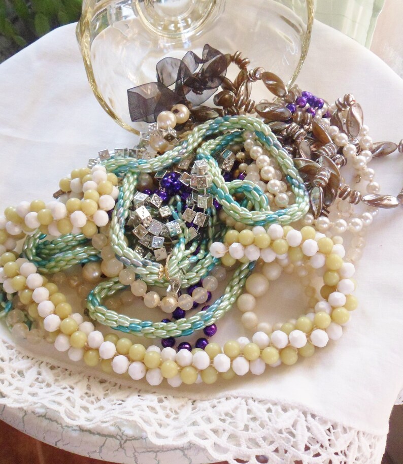 Broken Bead Necklaces 11 Oz Bag Vintage Bead Necklaces - Etsy