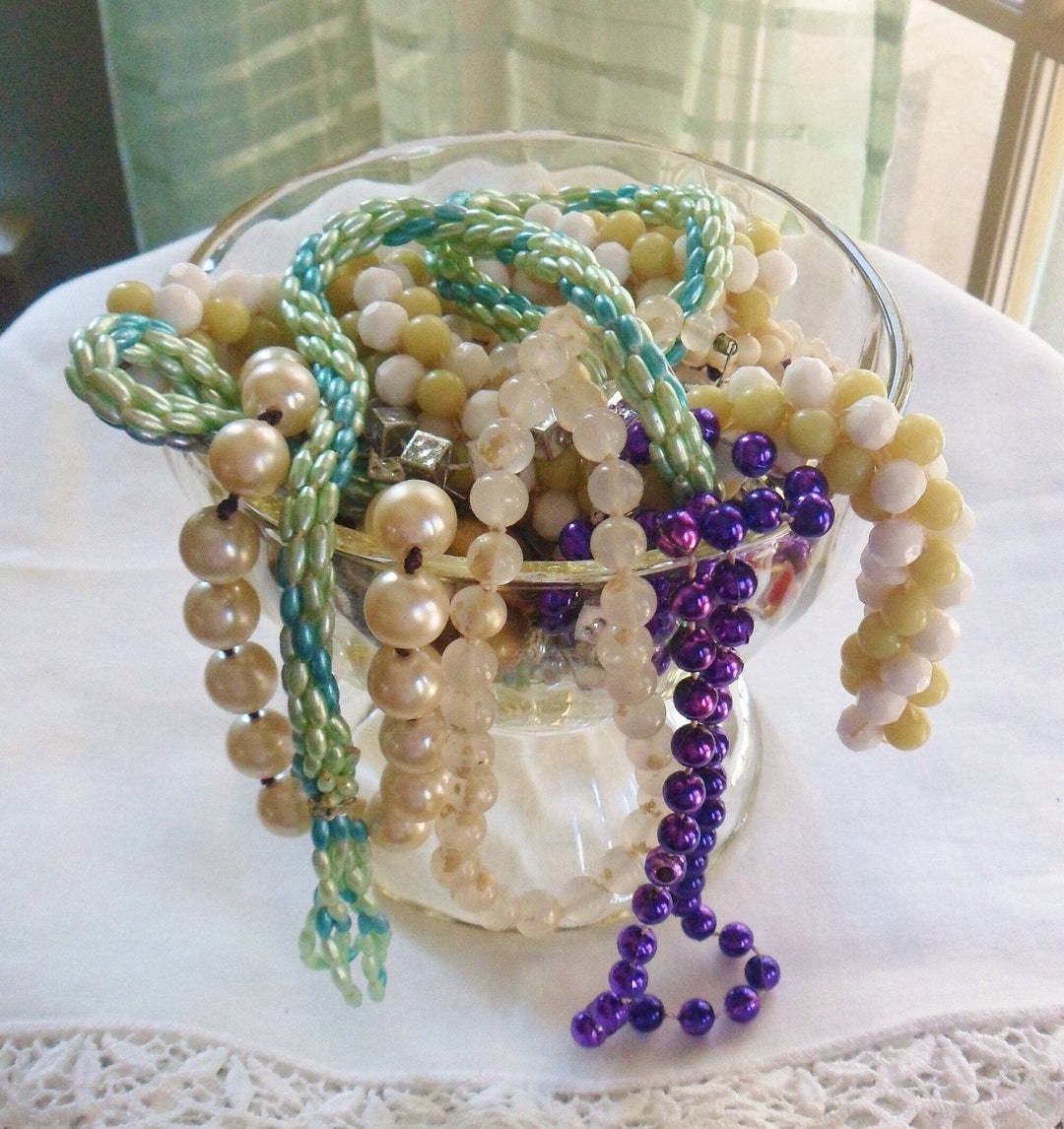 Broken Bead Necklaces, 11 Oz Bag Vintage Bead Necklaces, Broken Jewelry ...