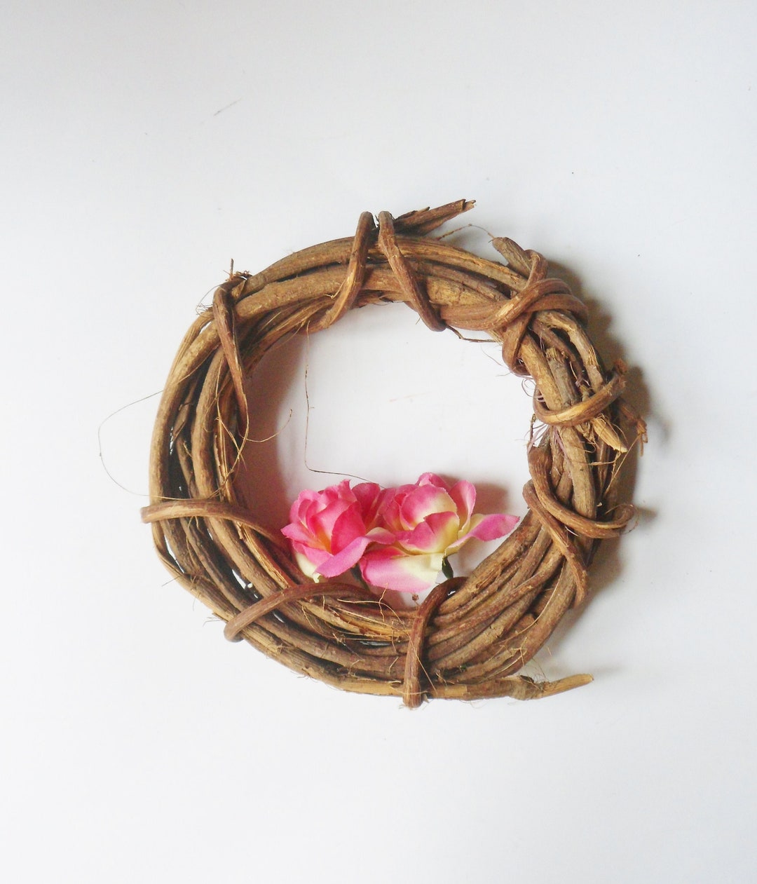 Grapevine Wreath Base, Twisted 6 Inch Vine Wreath - Etsy