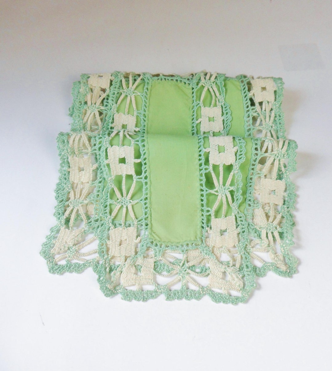 Three Green Dresser Doilies, Set of Dresser Vanity Scarves Trimmed With ...
