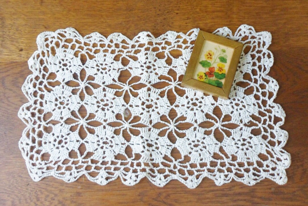 Hand Crocheted White Lace Doily, Handmade Floral Lace Rectangular Doily, 13 1/2 X 8, Vintage ...