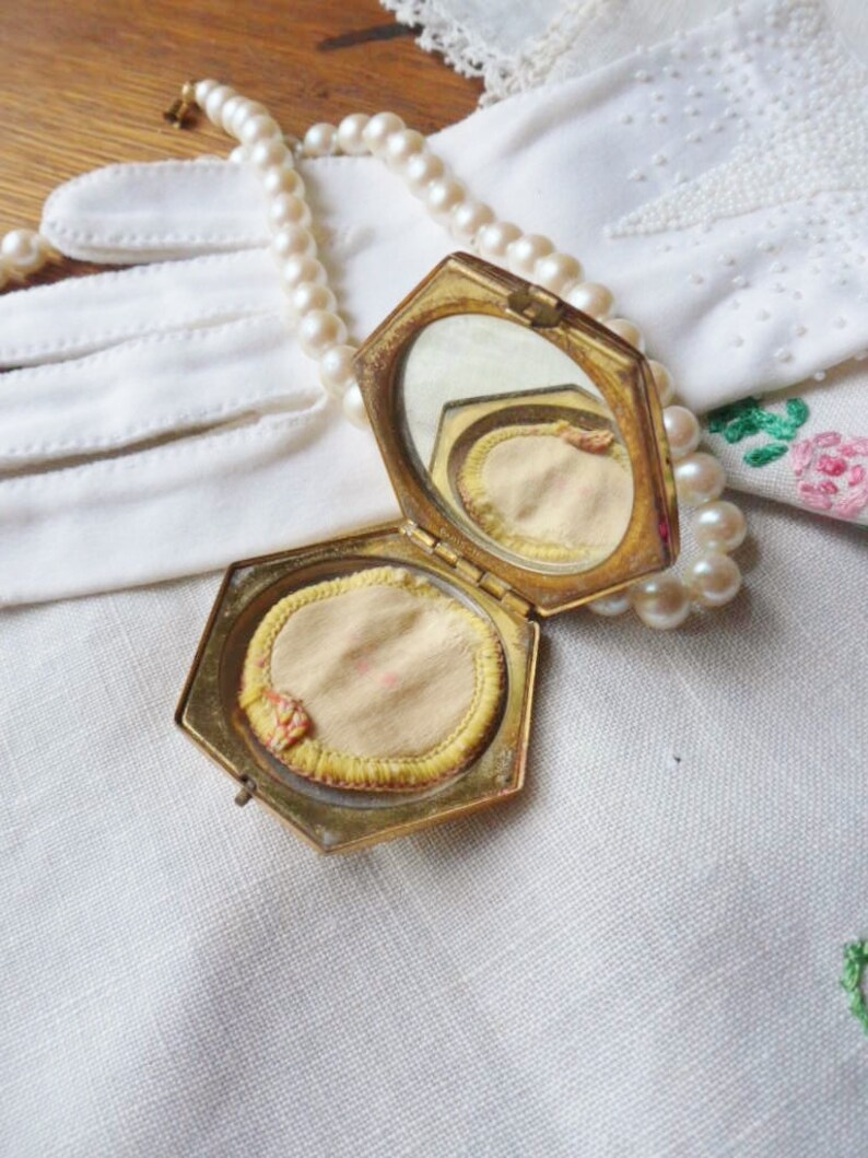 Houbigant Flower Basket Compact Small Enamel Sunburst Flower - Etsy