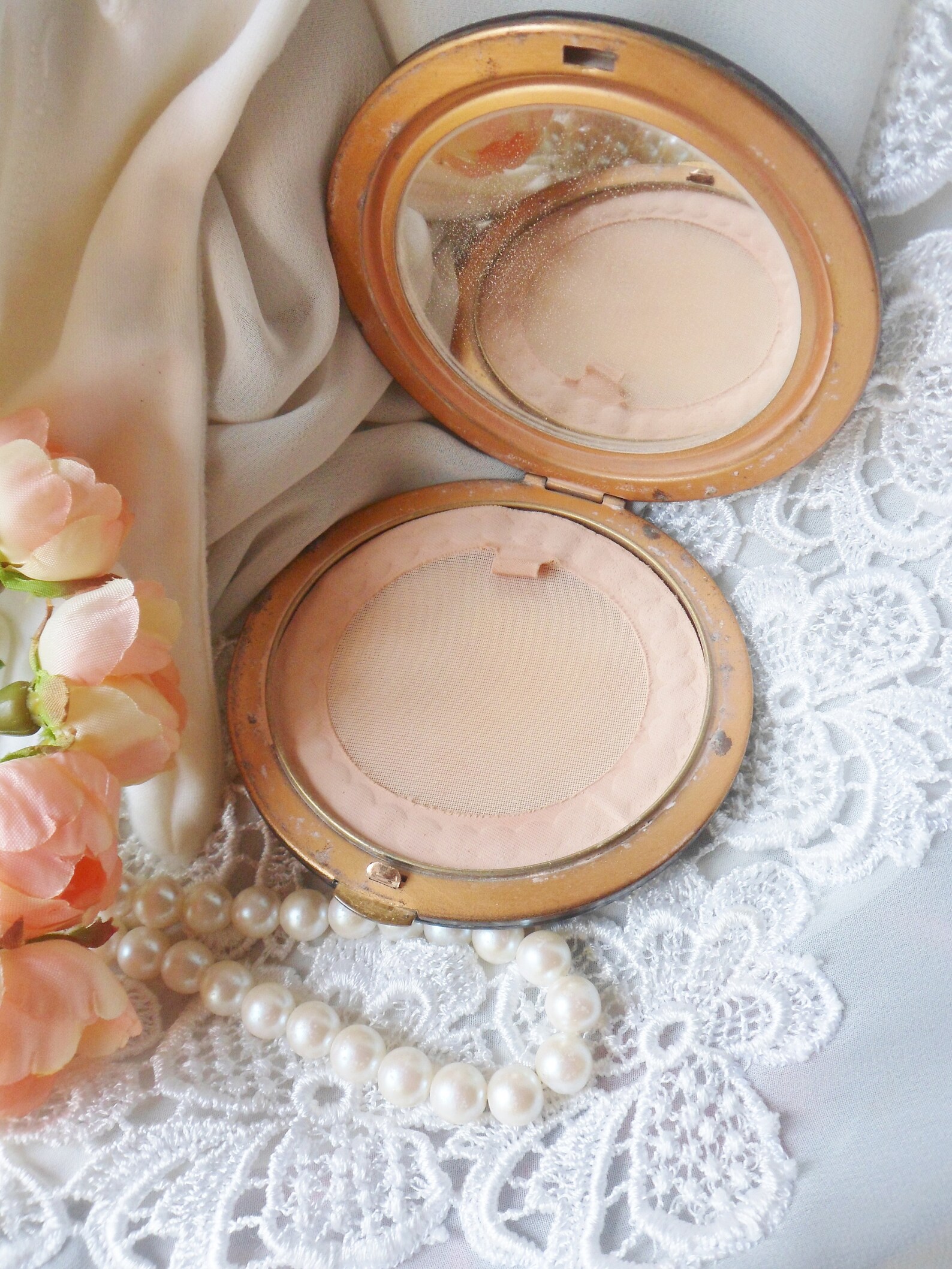 Lin-bren Leather Powder Compact Polished Black Leather - Etsy