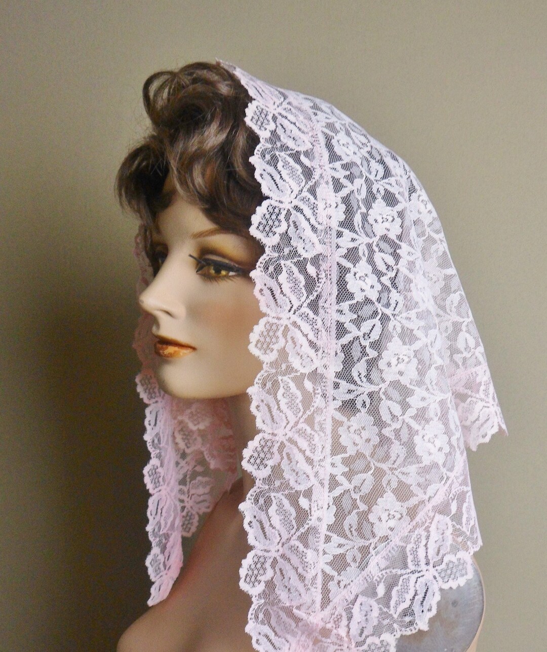 Pink Lace Wedge Scarf, Vintage Triangular Lace Scarf, 60s - Etsy