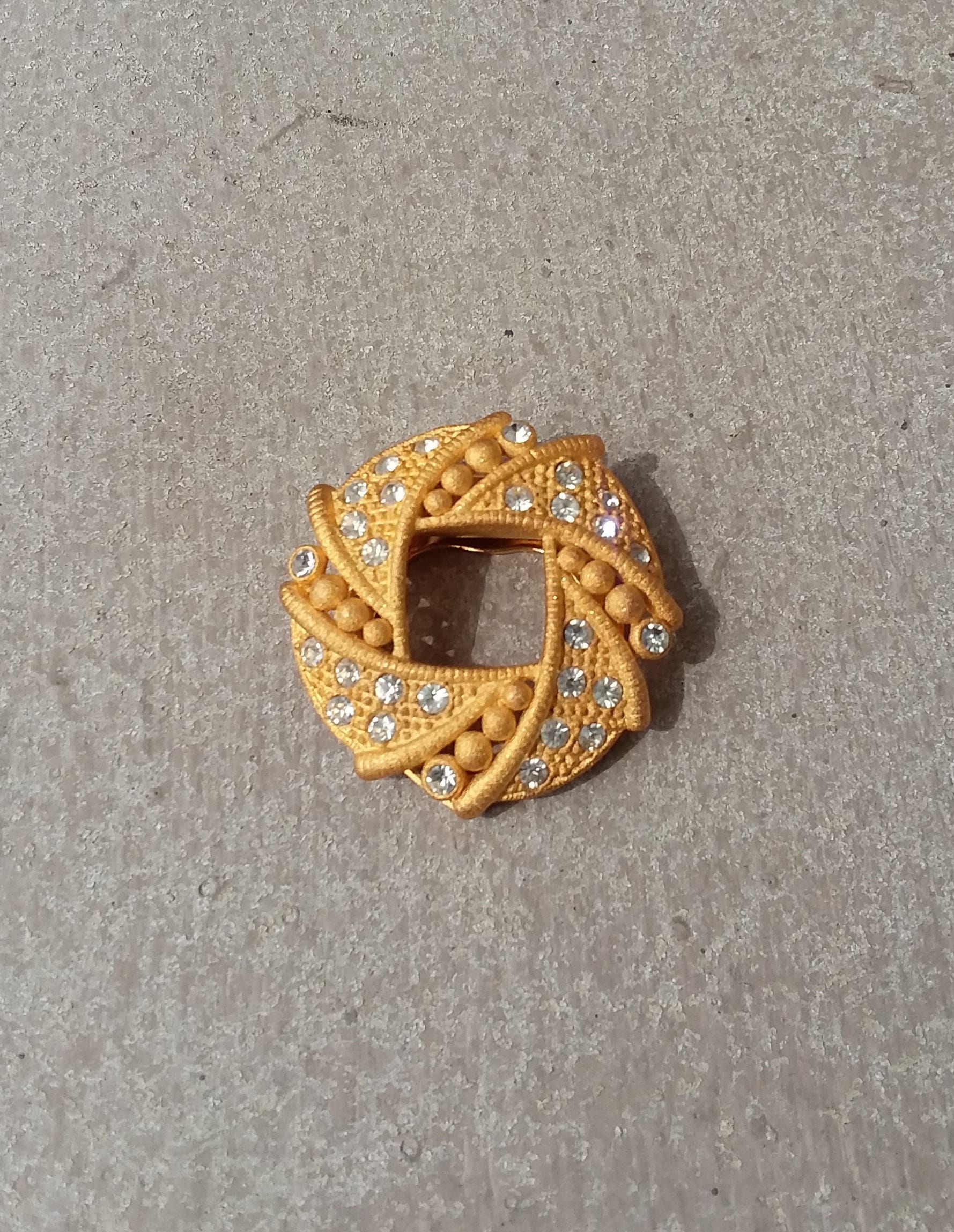 Vintage Bright Satin Gold & Clear Crystal Rhinestone Scarf Clip, Gold ...