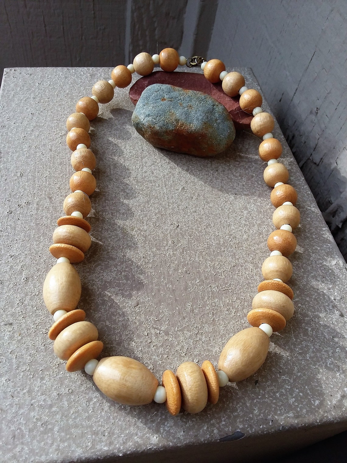 Neutral Unisex Casual Wood Choker Necklace Tan Beige White Natural Bead ...