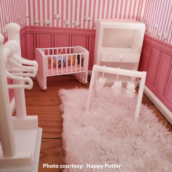 Dollhouse With Wallpaper Border Jennifer's Free Printable Dollhouse