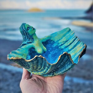Ocean Treasure Bowl, Clam Shell Goddess, Altar Bowl Sculpture by ...