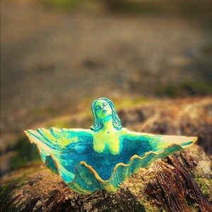 Ocean Treasure Bowl, Clam Shell Goddess, Altar Bowl Sculpture by ...