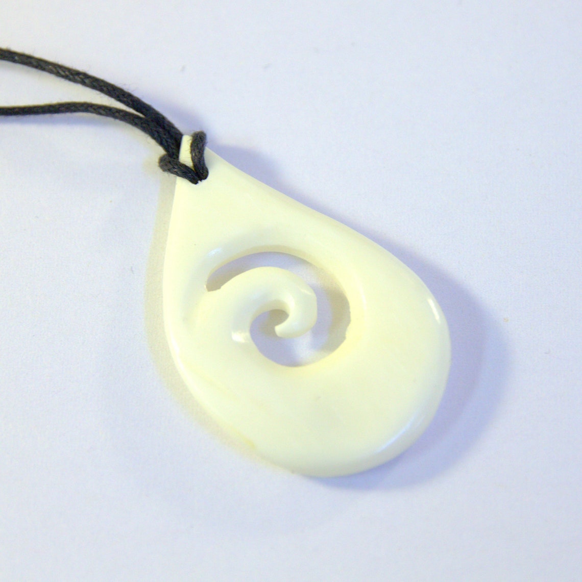 Adjustable Bone Hei Matau Koru Necklace With Inlaid Paua - Etsy
