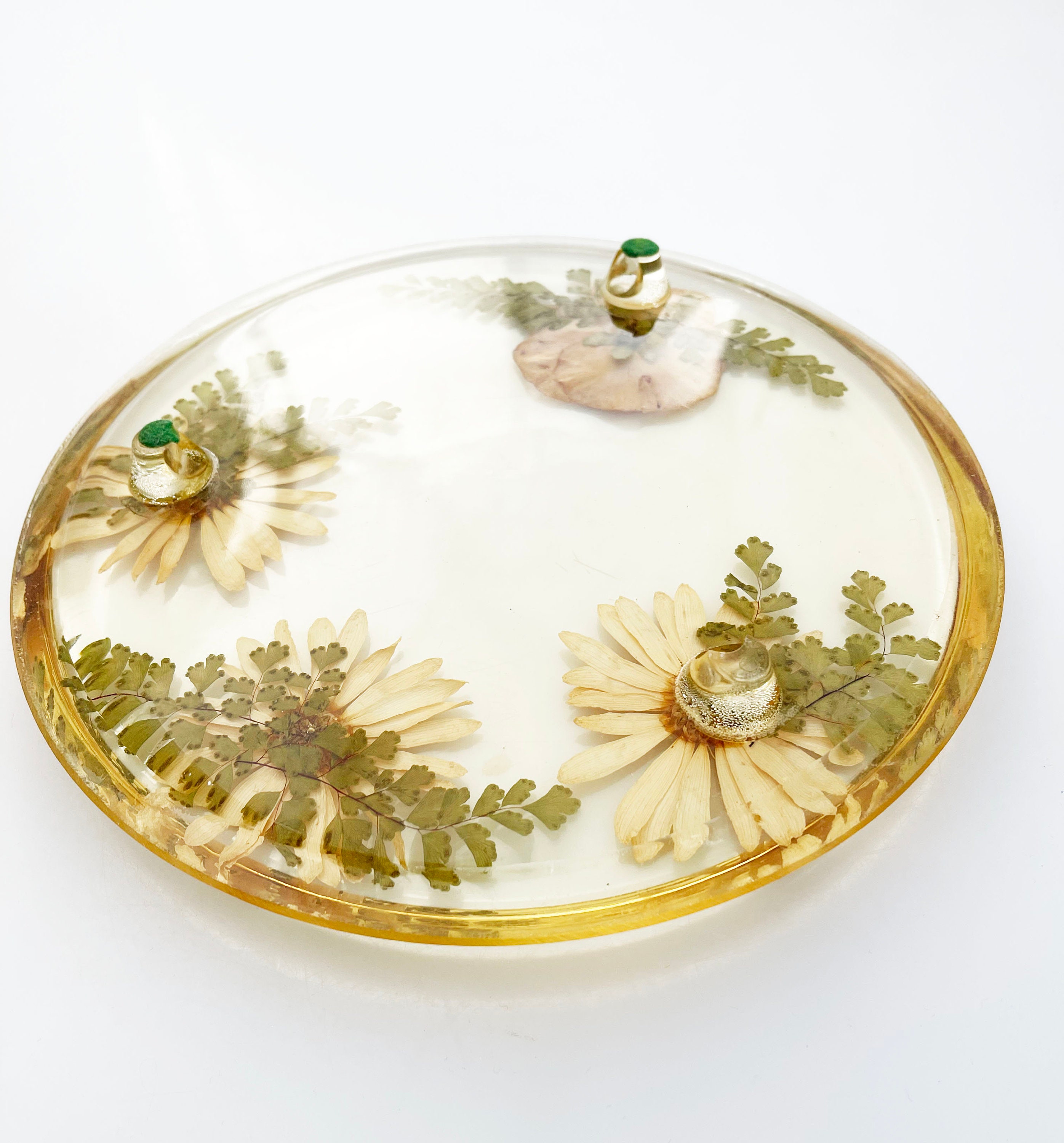 Resin Floral Trivet- Vintage 70's Resin Fern Daisy Pansy Hotplate ...
