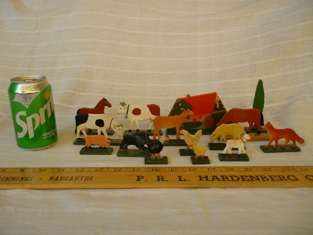Pre-1940's,15 Piece,putz,farm Animals,figures & Building,flat,carved ...