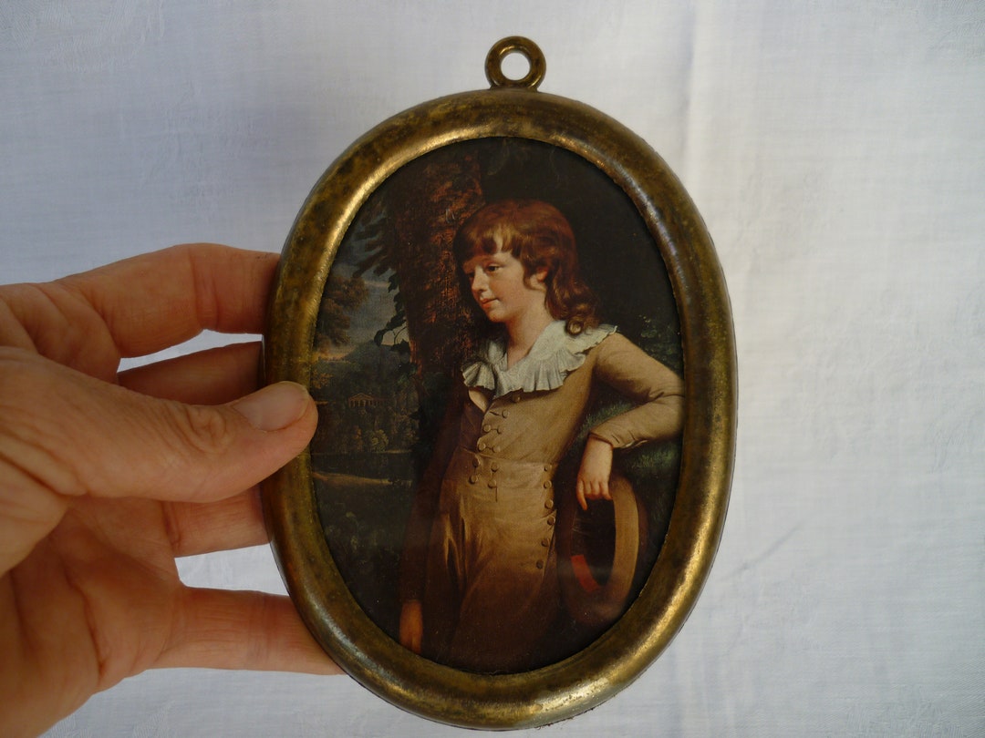 Vintage,venetian,florentine,oval Brass Alloy,frame With Renaissance ...