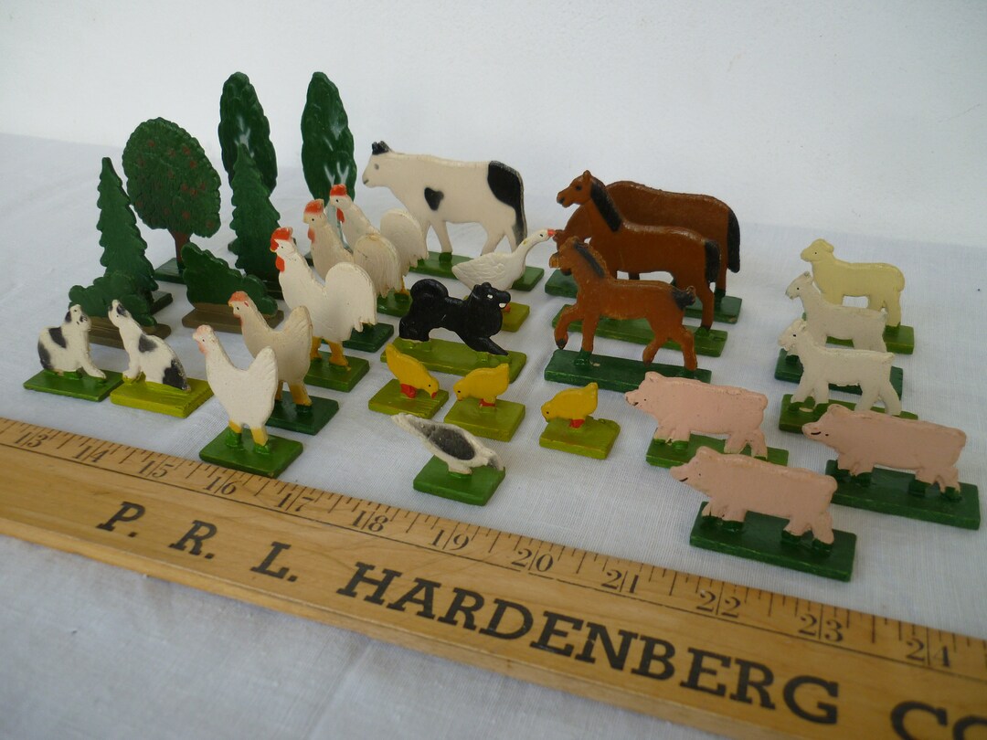 Vintage,30 Piece,putz,farm Animals,figures & Trees,flat,carved,wooden ...
