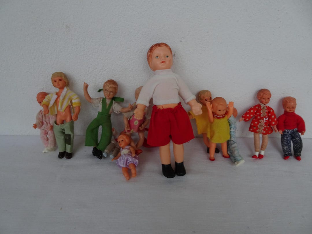 Lot of 12,vintage,bendy Rubber,dolls House Dolls,9 Wired,posable,3 ...