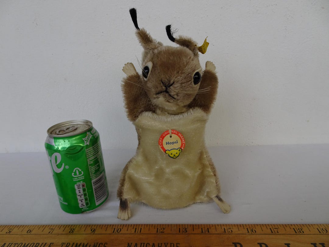 Vintage,steiff,9'' Hopsi Squirrel,0318,00,hand Puppet,yellow Flag ...