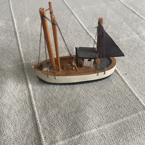 Set of 2 Vintage Wooden Toy Fishing Trawler Boats Rustic Nautical Charm ...
