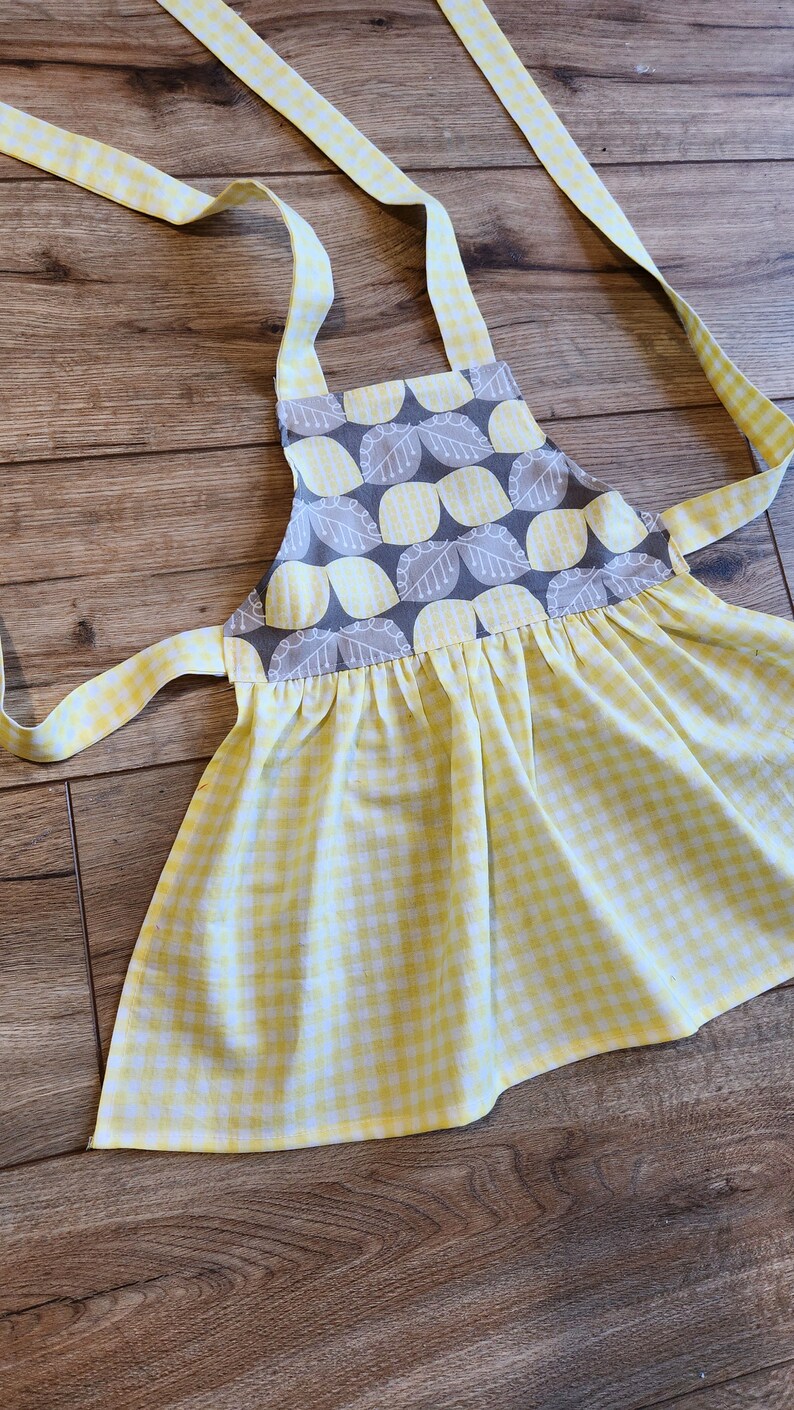 Girls Gathered Apron Sewing Pattern PDF Instant Download - Etsy