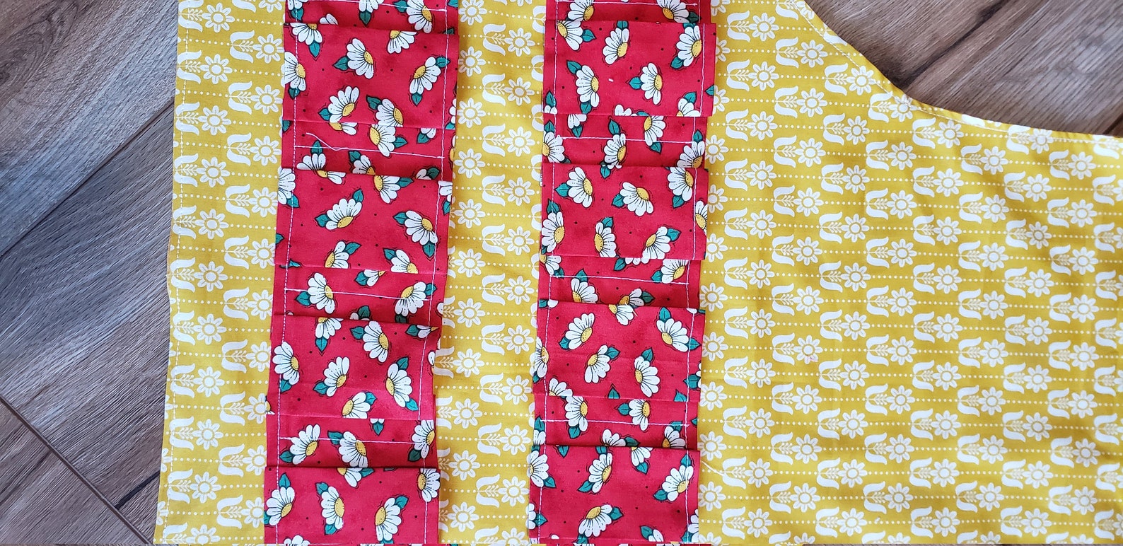 Egg Gathering Full Apron Sewing Pattern and Tutorial - Etsy