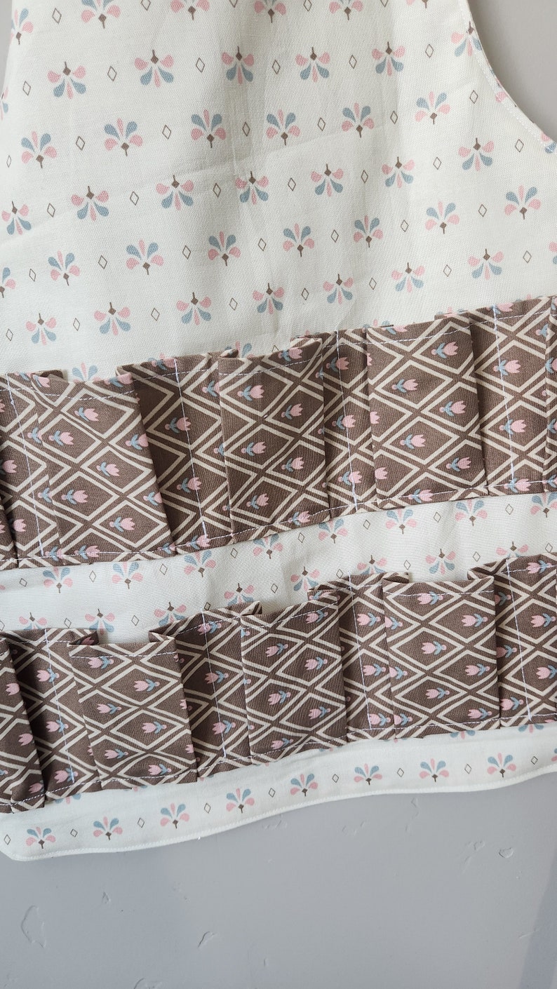 Kids Size Egg Gathering Full Apron Sewing Pattern and Tutorial - Etsy