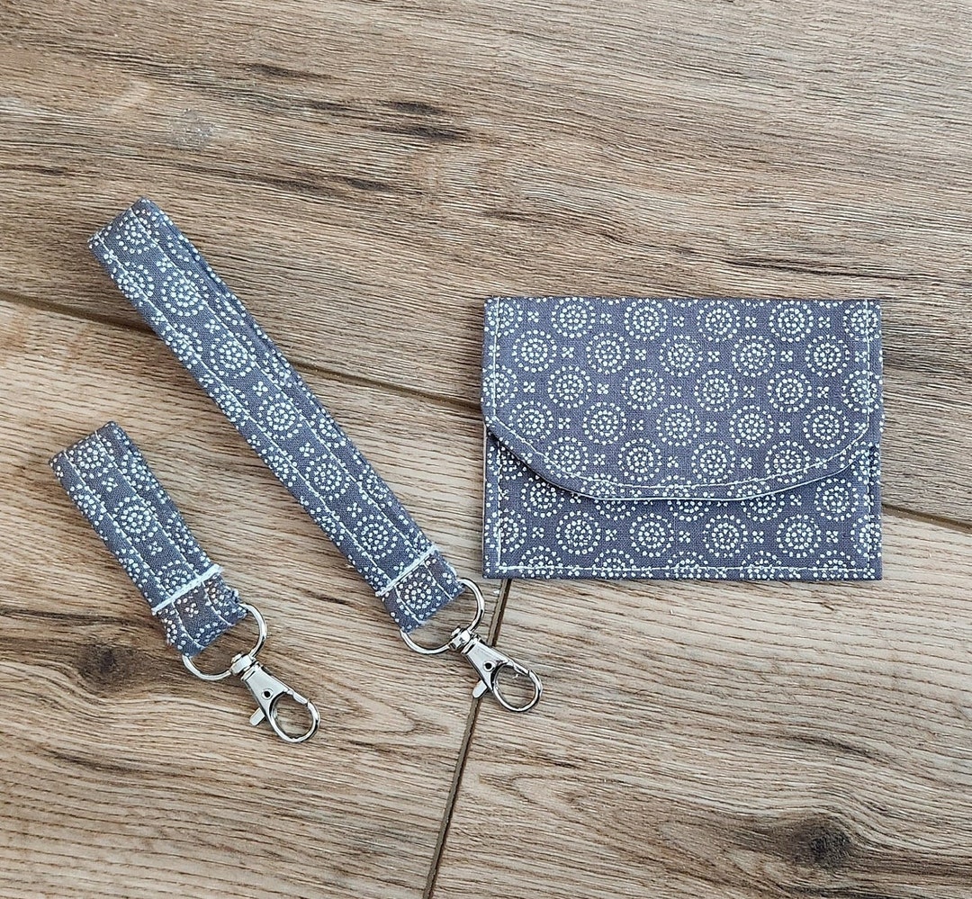 Small Wallet and Key Fob Wristlet Sewing Pattern and Tutorial PDF - Etsy