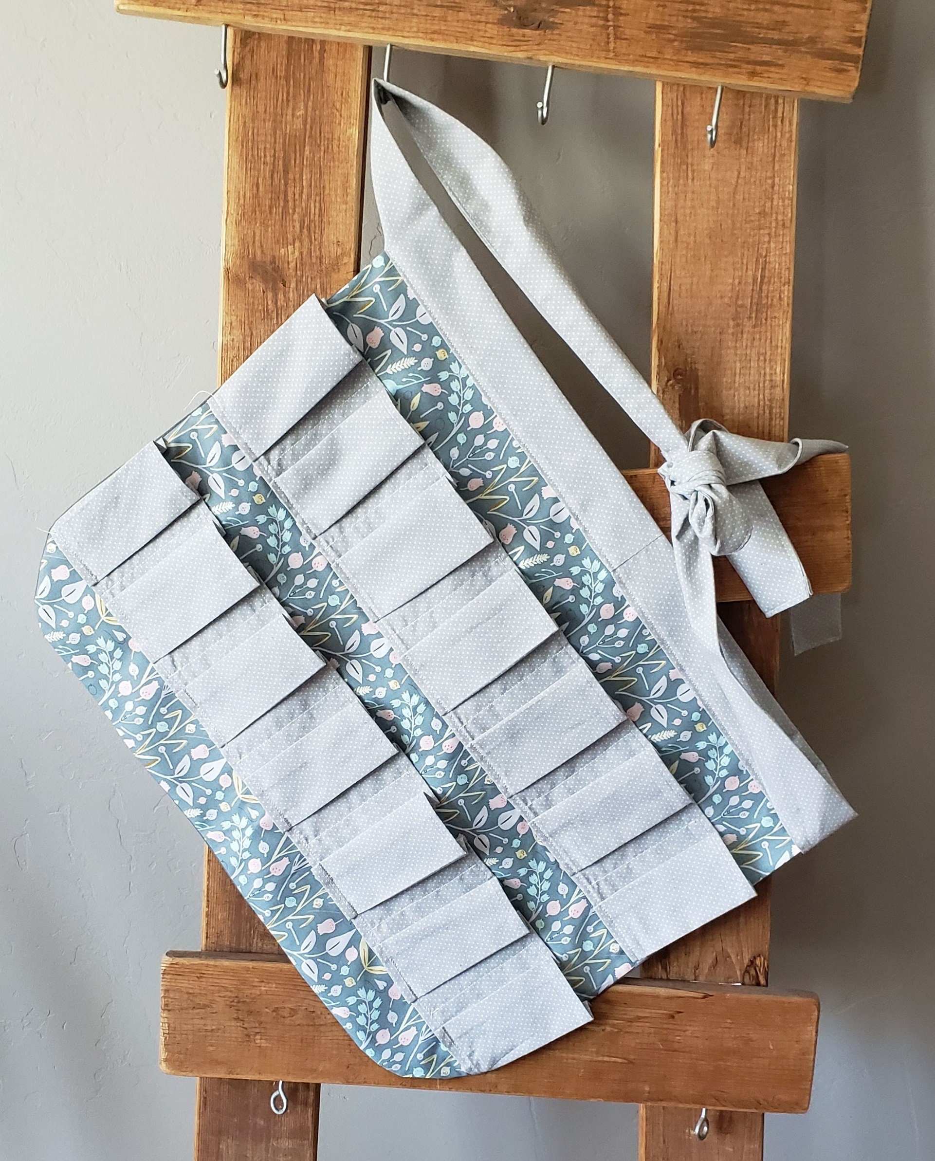 Egg Gathering Apron Sewing Pattern and Tutorial | Homestead Apron - Etsy
