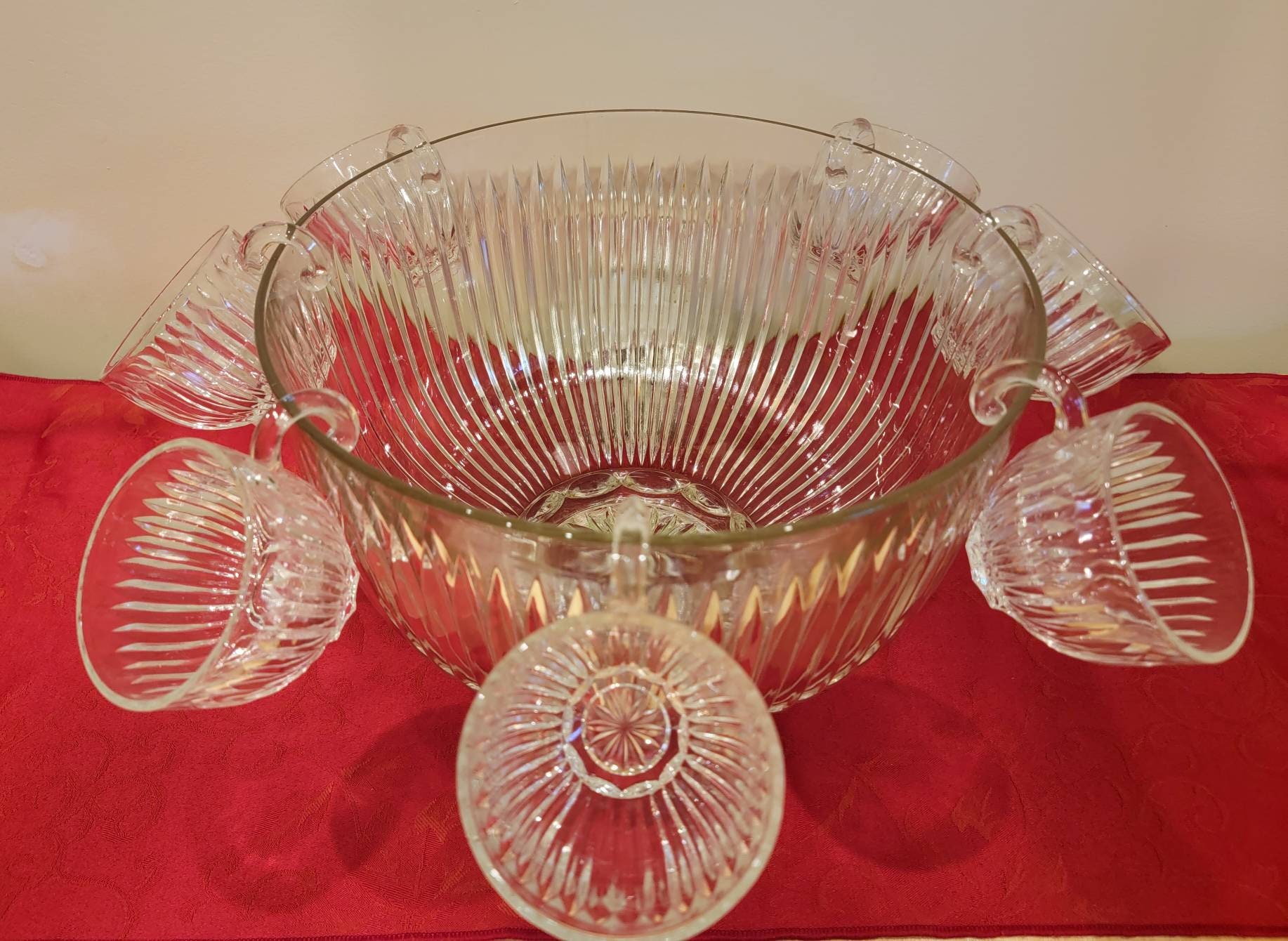 Beautiful Crystal Punch Bowl Set - Large Heavy Punch Bowl and 7 Hook ...