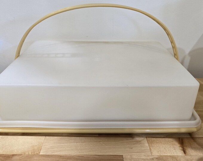 Tupperware Cake/cupcake Storage Container Harvest Yellow Lid Vintage ...