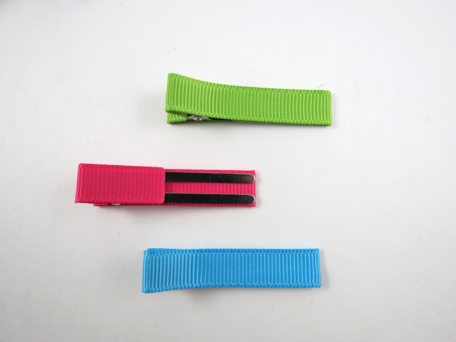 Lined Alligator Clips, Random Mix of Solid Colors, Grab Bag, Ribbon ...