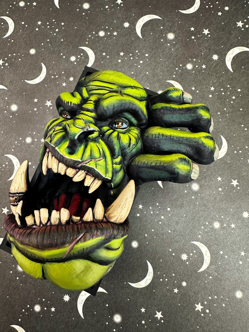 3D Printed Hand-painted Orc 40K Warhammer Fantasy Booknook Bookshelf ...