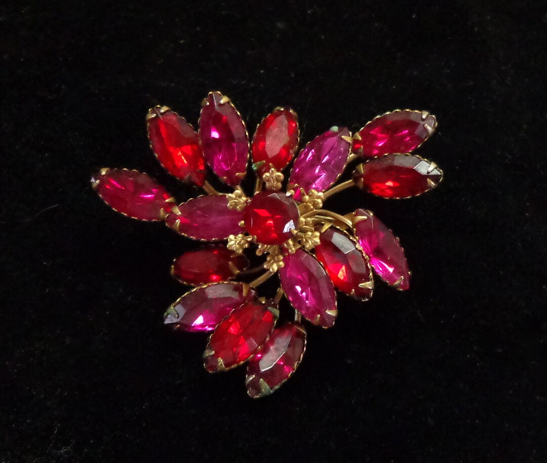 Two Shades Red Rhinestone Flower Spray Riveted Layered Rhinestone ...