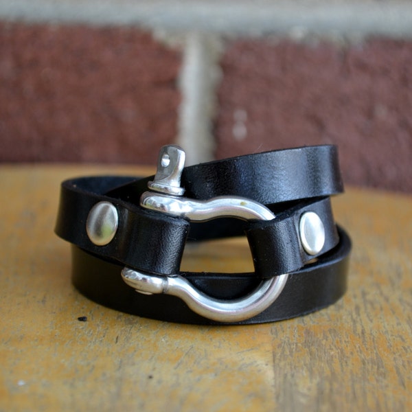 Shackle Bracelet - Etsy
