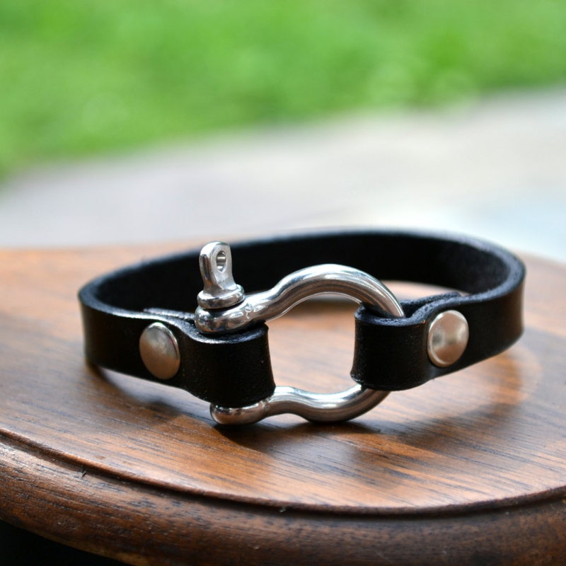 Shackle Bracelet - Etsy