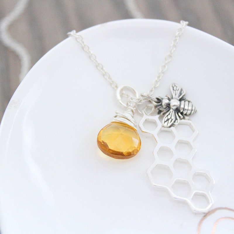 Bee Charm Necklace - Etsy
