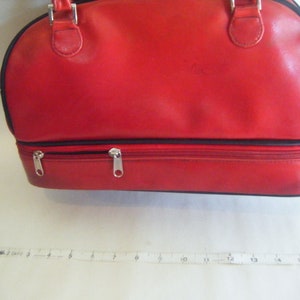 Vintage DISTRESSED Red Vinyl Purse With Black Piping 1990s Handbag ...
