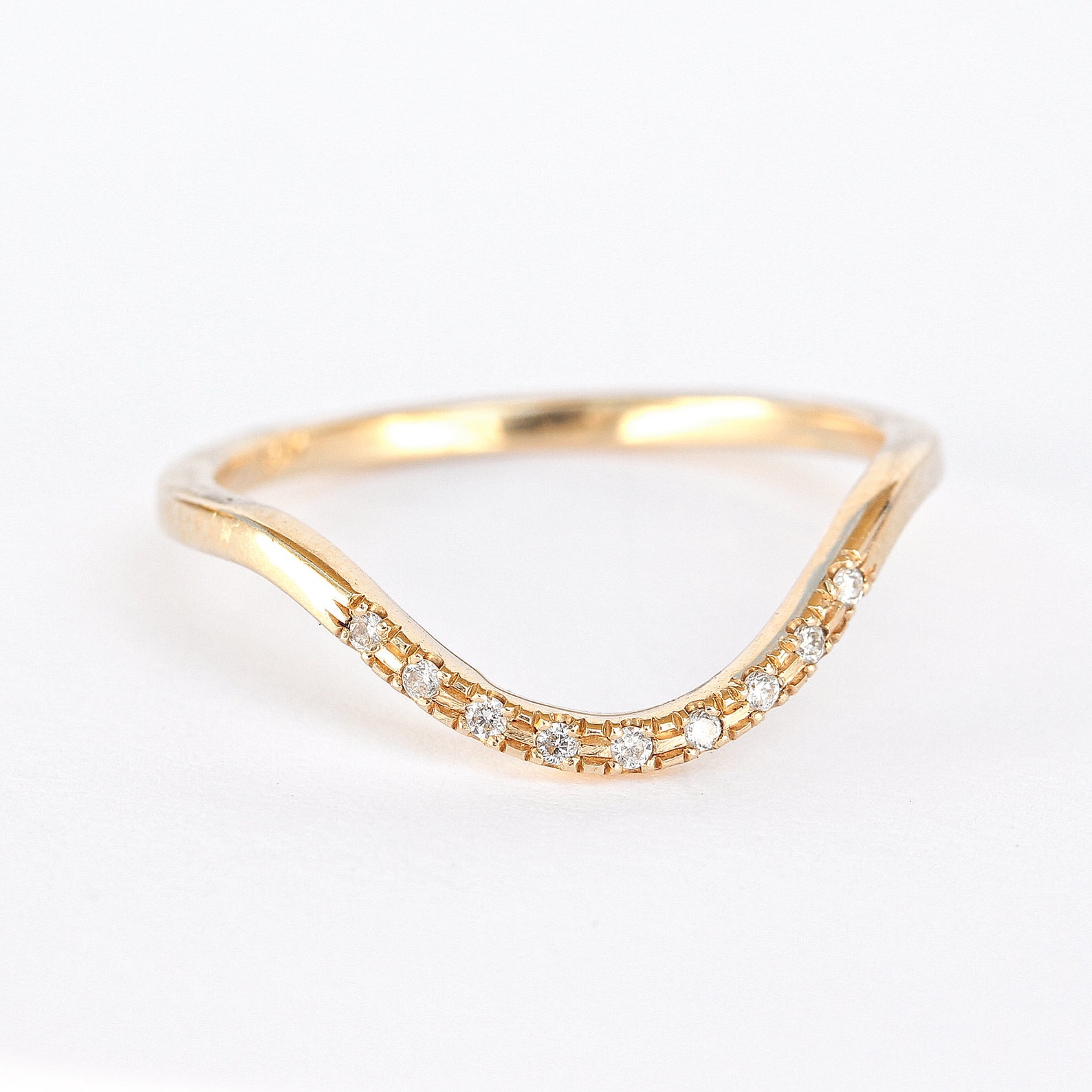 Curved Delicate Diamond Ring Unique Diamond Wedding Ring - Etsy