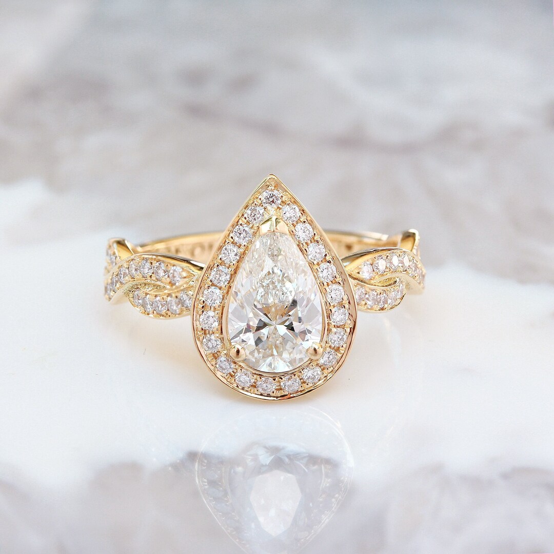Victorian 1.0ct Pear Diamond Engagement Ring, Vintage Teardrop Diamond ...