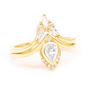 Pear Diamond Unique Engagement Rings Set Pear Diamond Wedding - Etsy