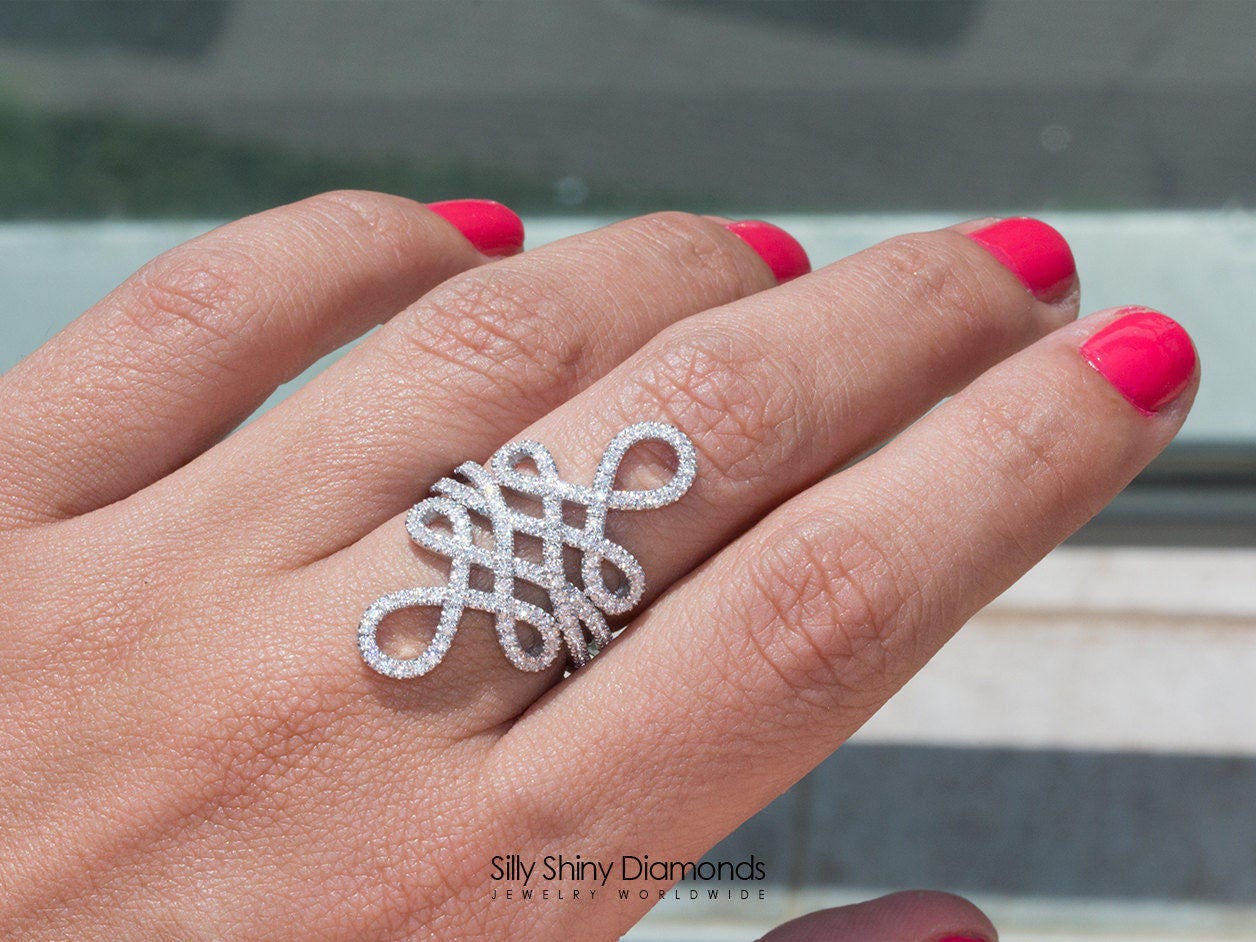 Infinity knot Band white Gold unique Statement Anniversary | Etsy