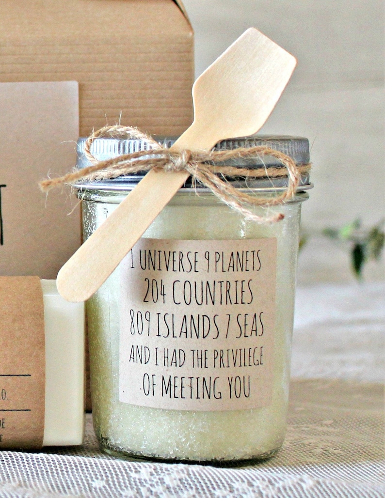 Friendship gift box / Best Friend Gift / Spa Gift Set / Send a | Etsy