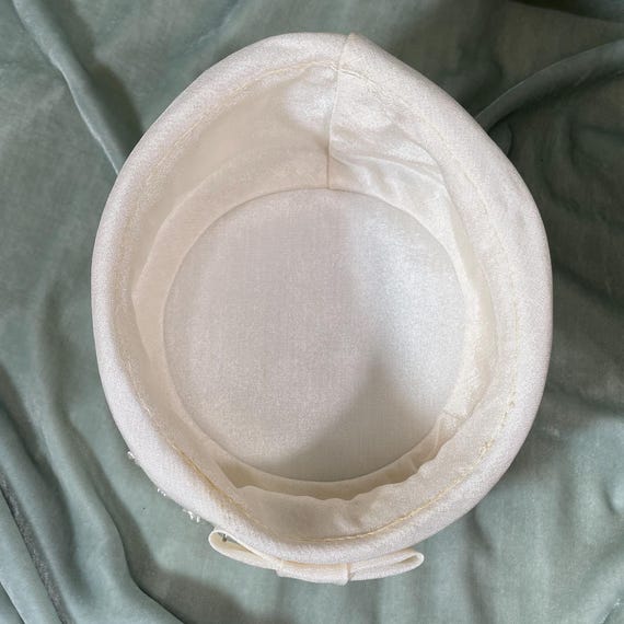 Vintage 60s MOD White Woven Straw/Raffia Pillbox Hat … - Gem