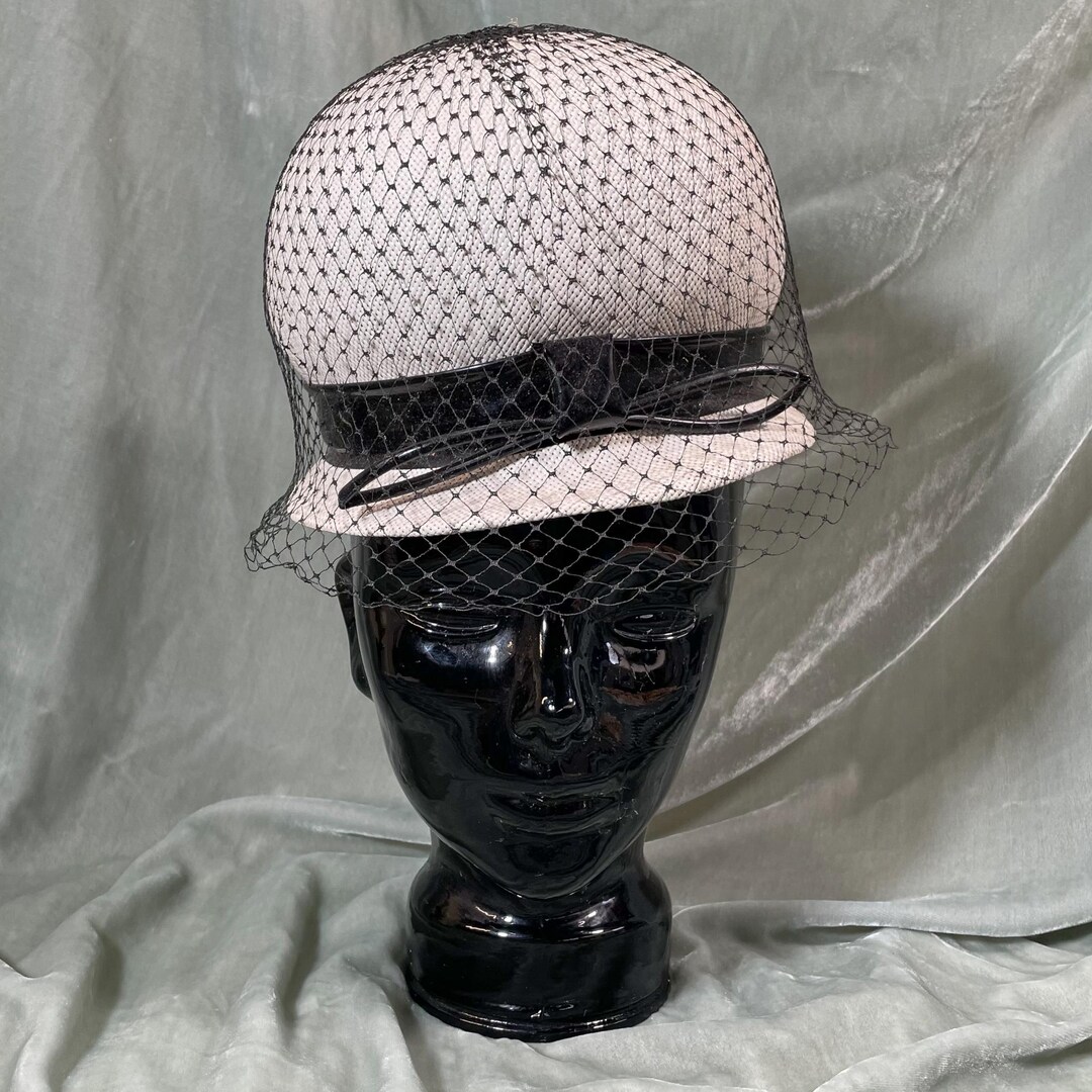 Vintage 60s Mod Hat, White Straw W/black Vinyl Band & Net S - Etsy