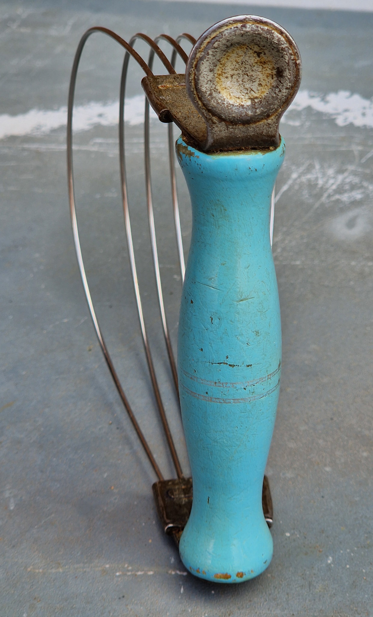 Antique Vintage Pastry Cutter | Cute Shabby Chic Kitchen Decor | Blue ...