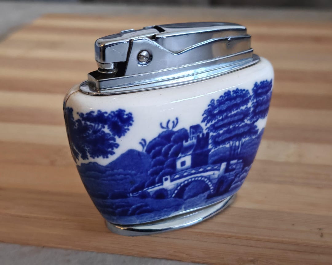 Vintage Blue Willow Pattern Lighter (display Only, Spare and Repair ...