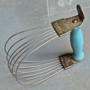 Antique Vintage Pastry Cutter | Cute Shabby Chic Kitchen Decor | Blue ...