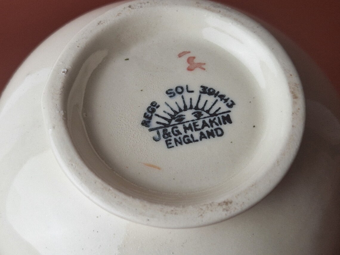 Retro J&G Meakin Pottery Ceramic Sauce / Gravy Boat / Custard Jug, Rose ...