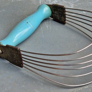 Antique Vintage Pastry Cutter | Cute Shabby Chic Kitchen Decor | Blue ...