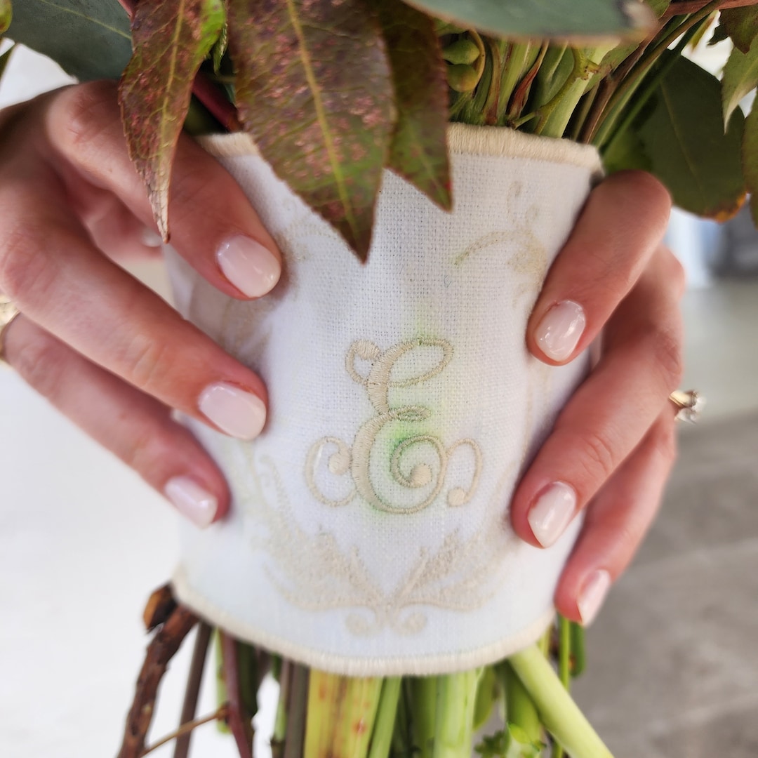 Personalized Bouquet Wrap Embroidered Bride Gift for Wedding Day Bridal ...